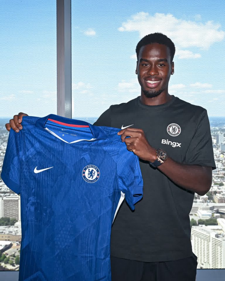 Who Is Jamie Gittens: Chelsea's New Wing Wizard? - Footballorbit.com