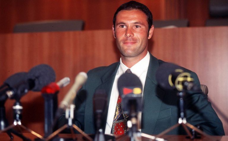 How The Bosman Ruling Revolutionized Football's Transfer System ...